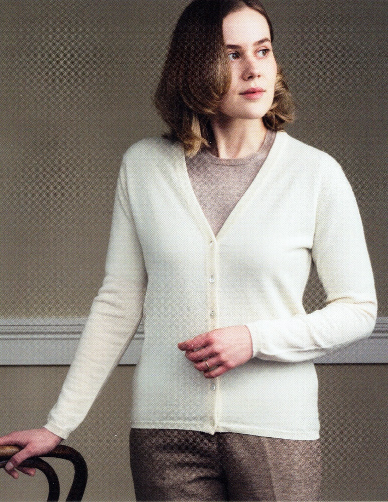 William Lockie charlotte ladies cashmere v neck cardigan